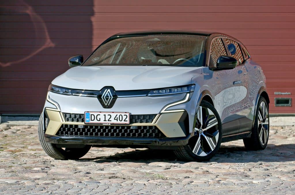 Nyt prisfald på kompakt Renault elbil - Hvilkenbil.dk