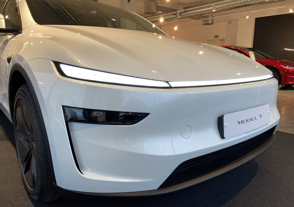 Tæt på Teslas nye Model Y - Hvilkenbil.dk