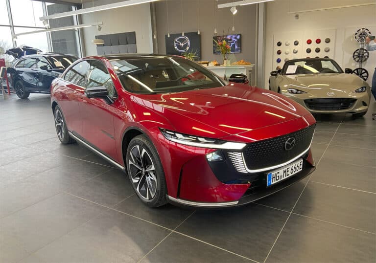 Massiv interesse for Mazdas kommende elbil - Hvilkenbil.dk