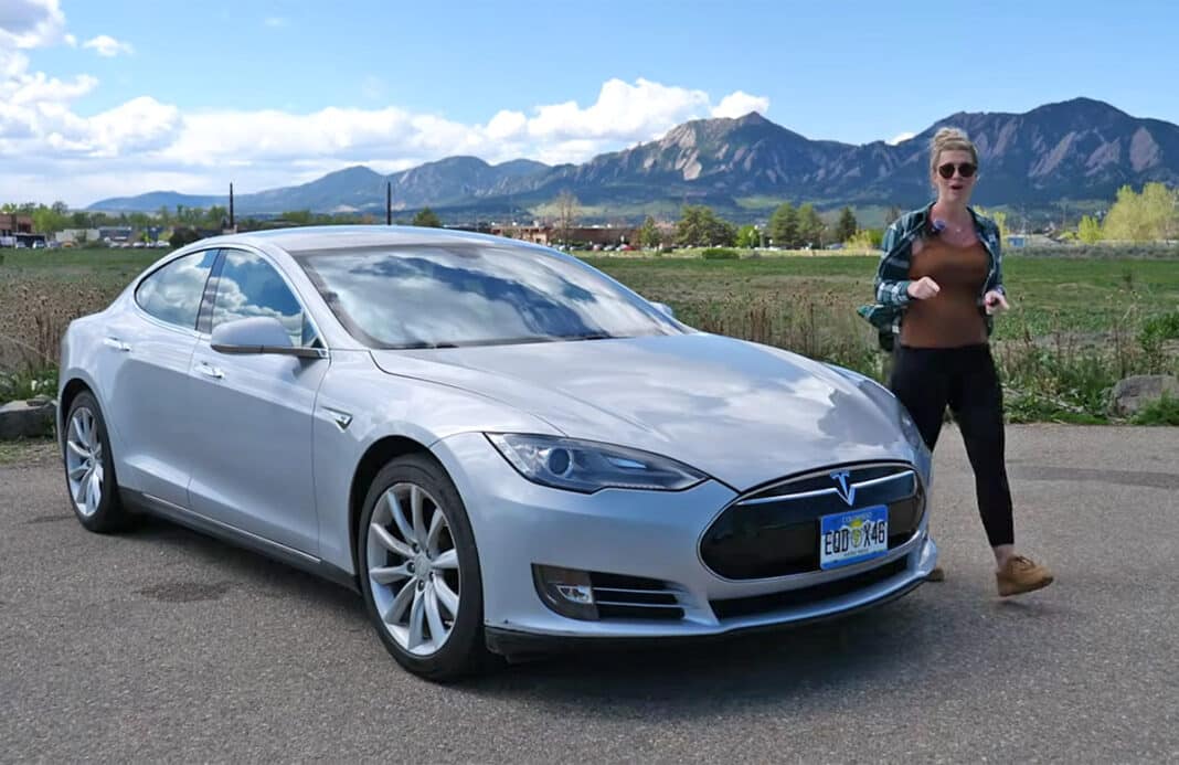 Test: Så lang rækkevidde har 11 år gammel Tesla - Hvilkenbil.dk
